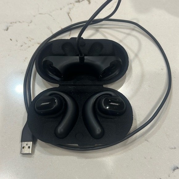 Bose | Headphones | Bose Ear Buds | Poshmark